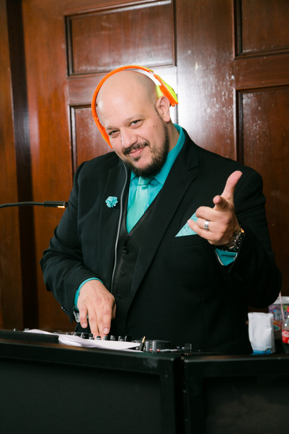 DJ Ron - Elite Wedding Co.